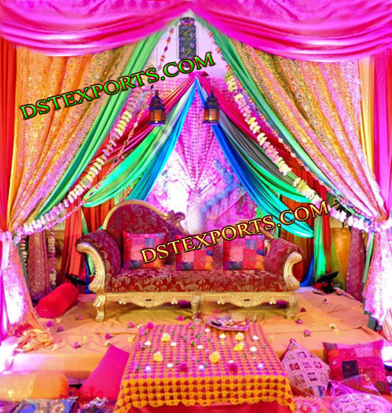 WEDDING DESIGNER COLORFUL STAGE SET